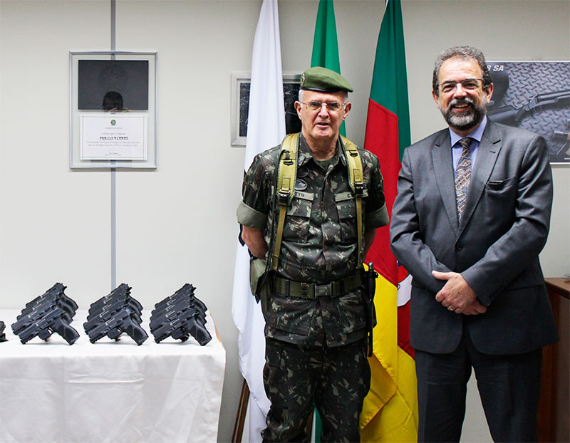 Taurus doa armas ao Comando Militar do Sul - Revista News